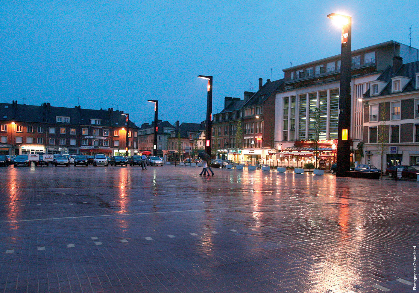 Place des Halles, Beauvais - Saroam